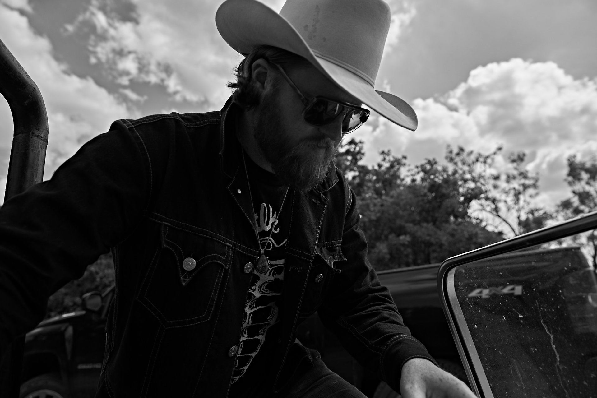 Red Shahan with special guest Copper Chief | Alpos Barn